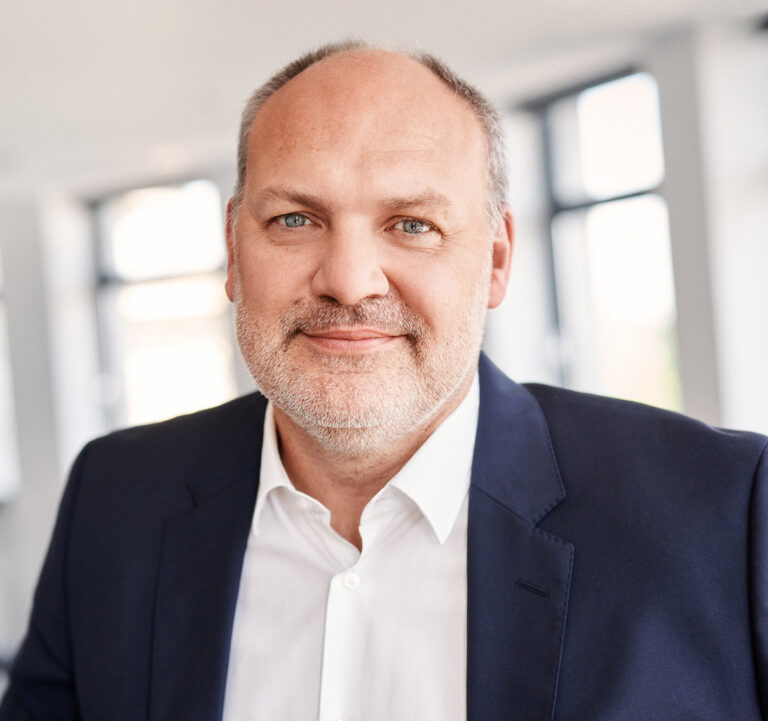 Roser - Deine Karriere startet hier